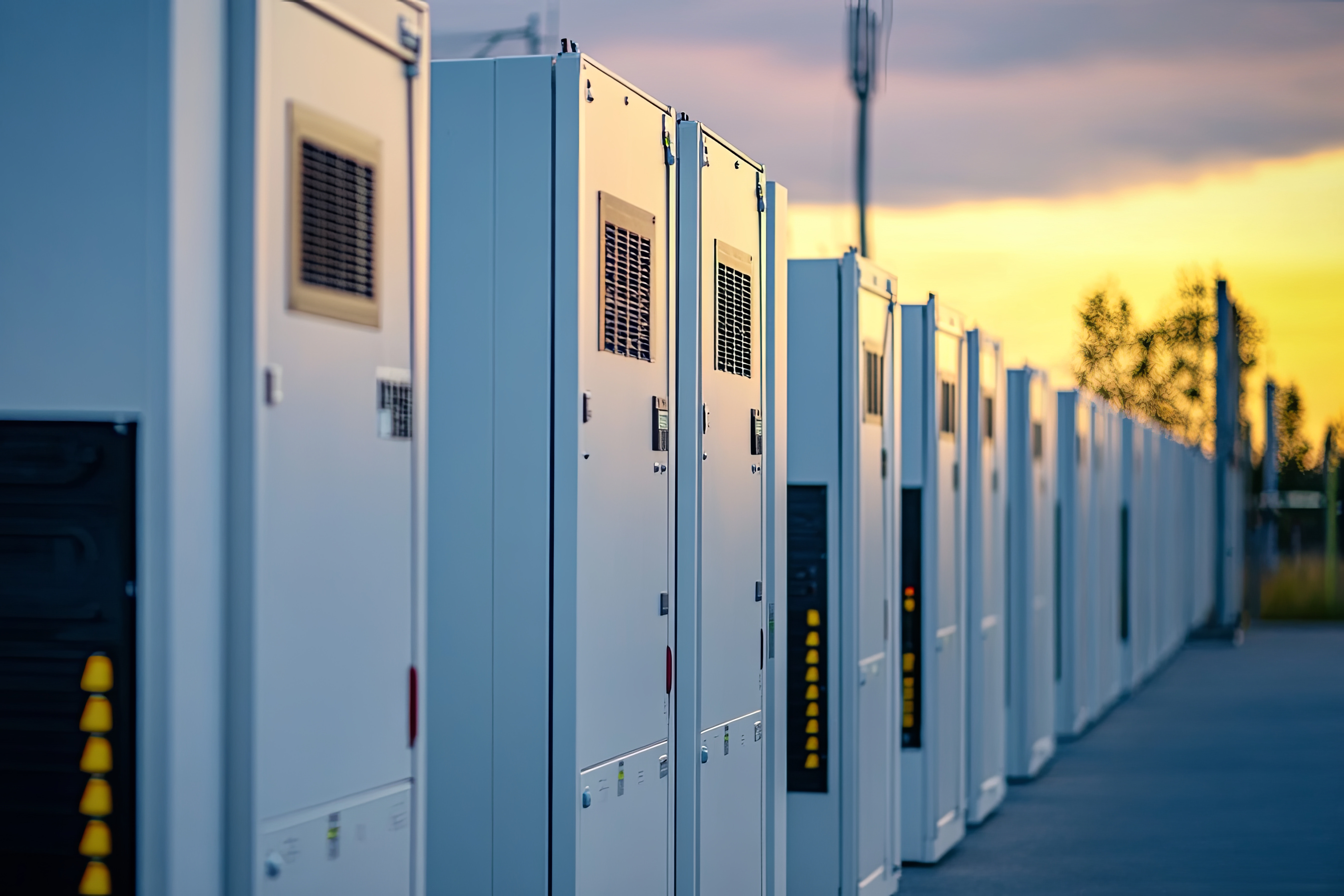 ComAp - An Introduction to Battery Energy Storage Systems (BESS)